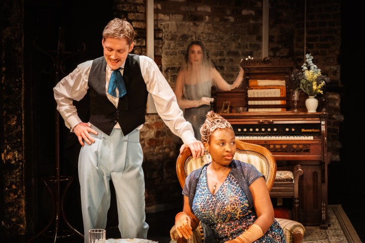 Blithe Spirit – Circles & Stalls